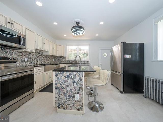 5652 McMahon St, Philadelphia, PA 19144