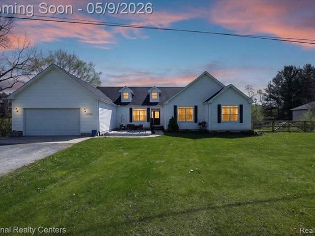 56536 Briar Meadow Rd, Lyon Township, MI 48178