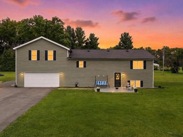 5653 S 425 W, La Porte, IN 46350