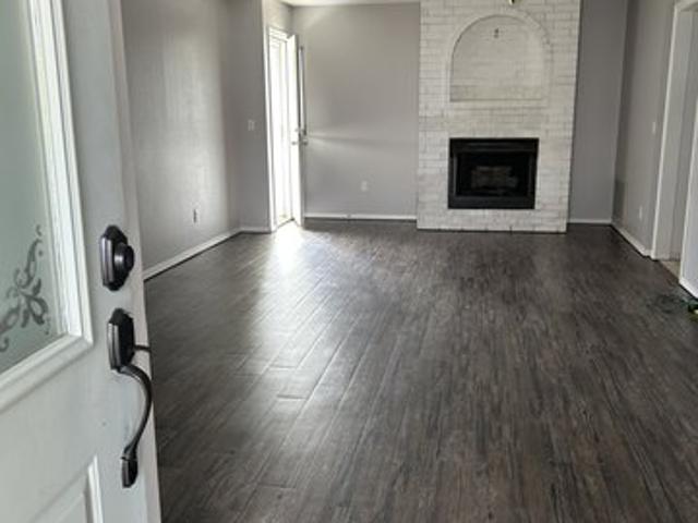 5653 W Fountain St, Fayetteville, AR 72704