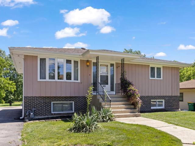 565 4th Street