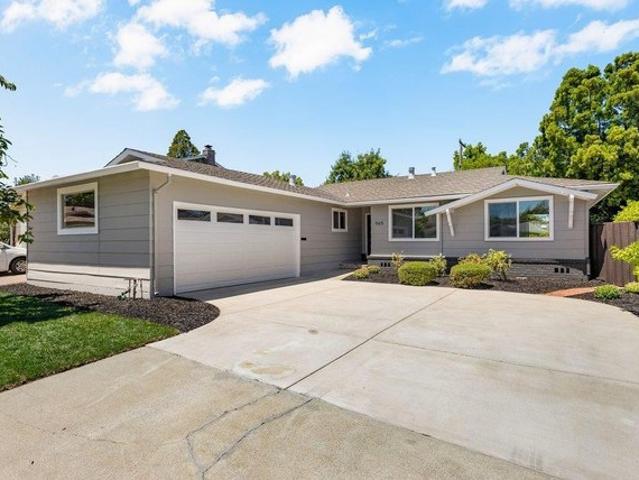 565 Carrick Ct, Sunnyvale, CA 94087