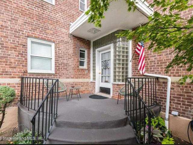 565 Castleton Ave Apt 2B, Staten Island, NY 10301