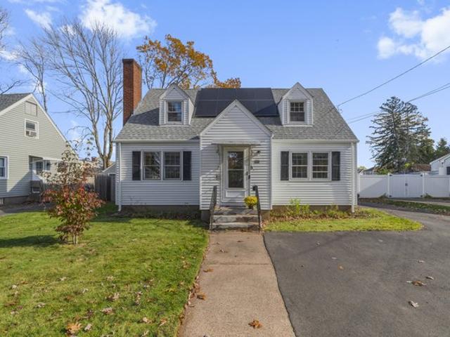 565 Adams St, Manchester, CT 06040