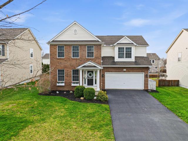 565 Apple Valley Circle