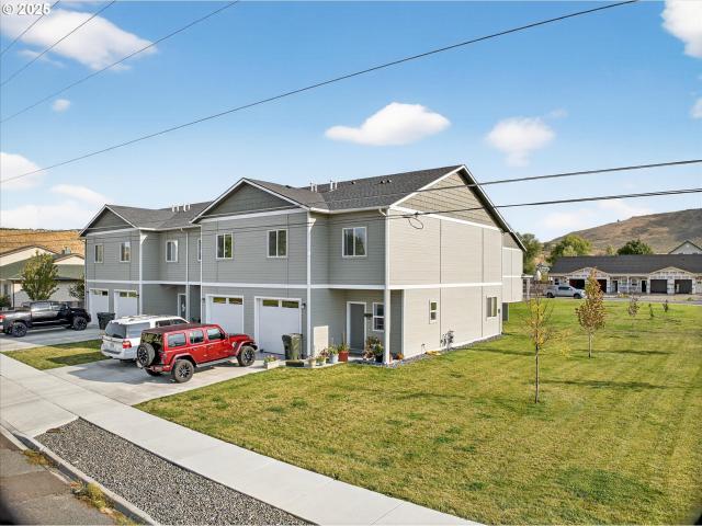 565 baker st