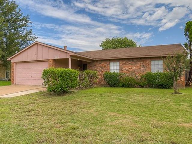 565 Bell Dr, Allen, TX 75002