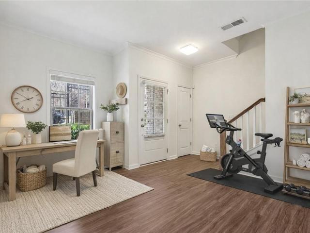 565 Broadview Pl NE, Atlanta, GA 30324 | MLS #7719 | Compass