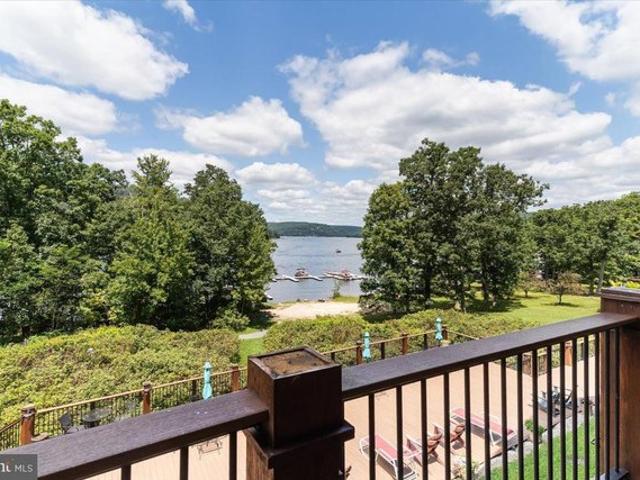 565 Glendale Rd Unit 213A, Oakland, MD 21550
