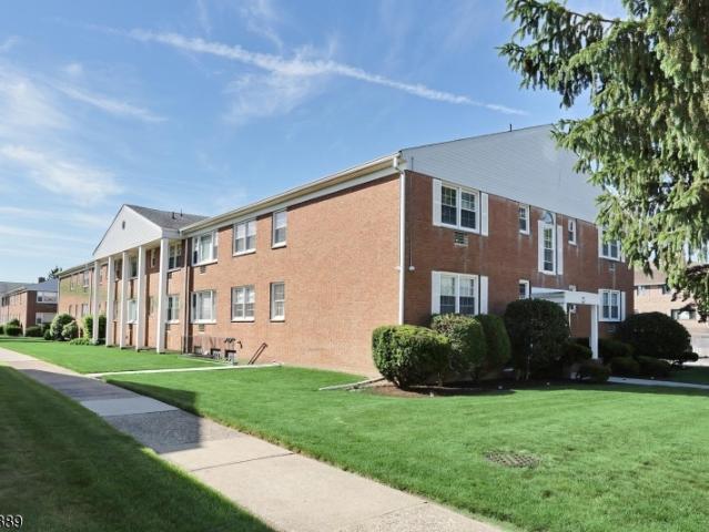 565 Grove St # D 16