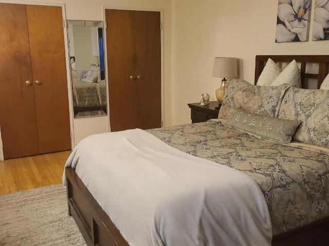 565 Grove St F 2 #