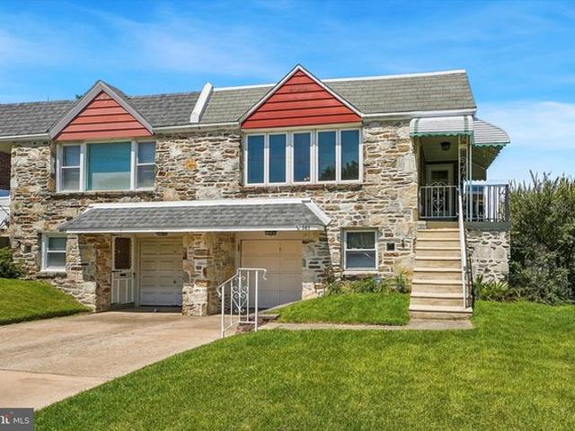565 Domino Ln, Philadelphia, PA 19128