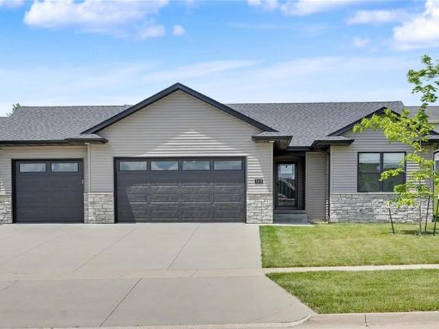 565 Dakota Ave, Tiffin, IA 52340