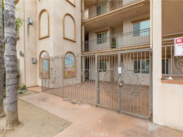 565 E San Jose PH1