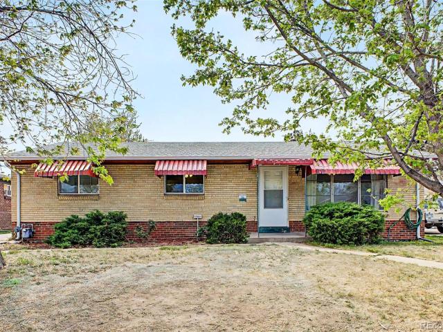 565 Florence St, Aurora, CO 80010 | MLS #5414 | Compass