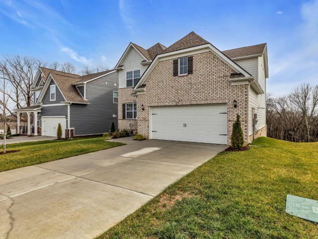 565 Lyness Dr