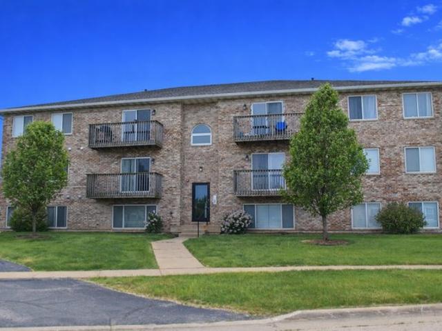 565 N Strack St Unit 302, Cortland, IL 60112