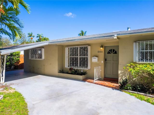 565 NE 160th Ter, Miami, FL 33162 | MLS #A12001