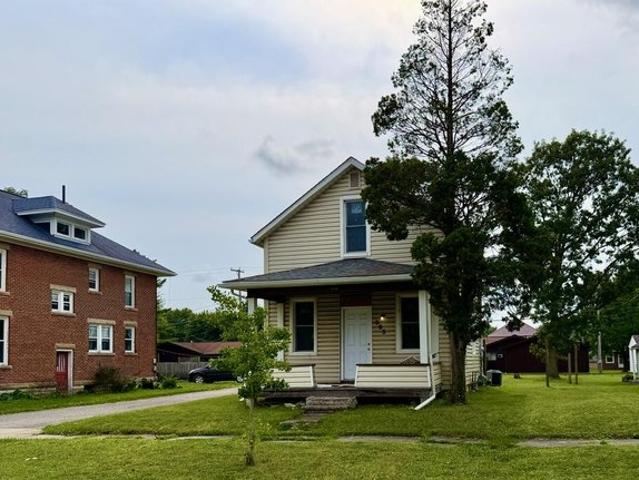 565 S Spring St, Bucyrus, OH 44820