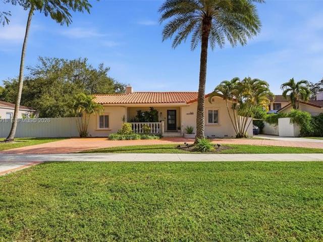 565 South Dr, Miami Springs, FL 33166