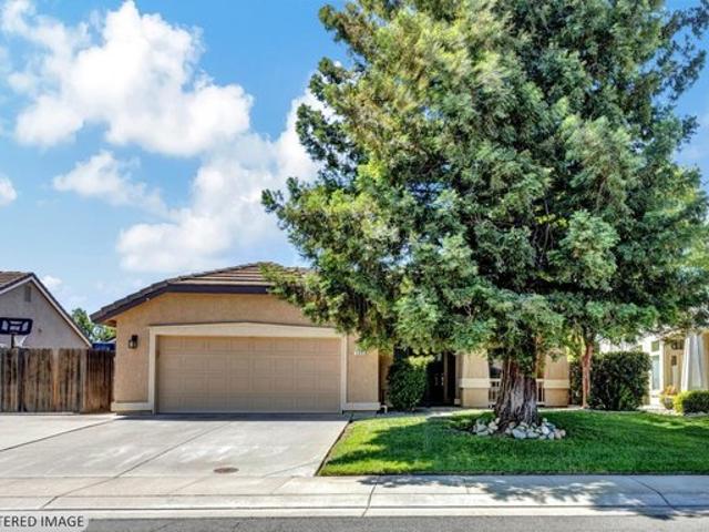 565 Schooner Ridge Dr, Dixon, CA 95620