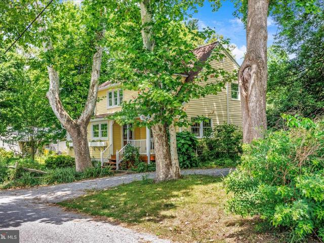 565 Sunset Knoll Road