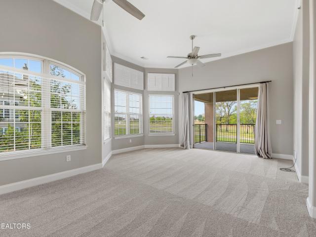 565 Rarity Bay Pkwy APT 201