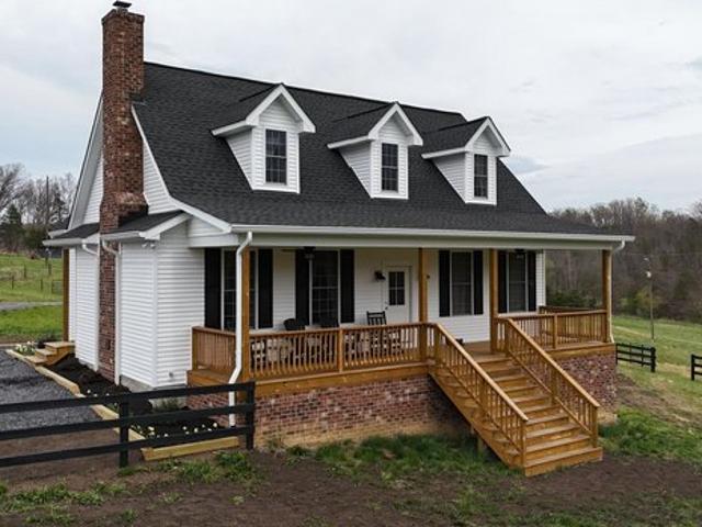565 Ridgeway Rd, Front Royal, VA 22630