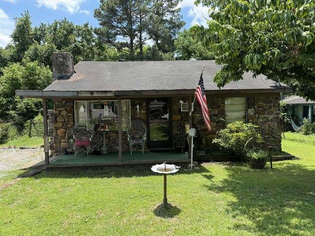 565 W Wycough St, Batesville, AR 72501