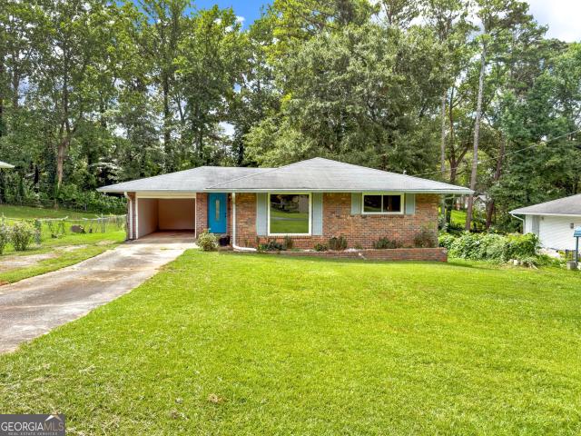 565 Wavelyn Way