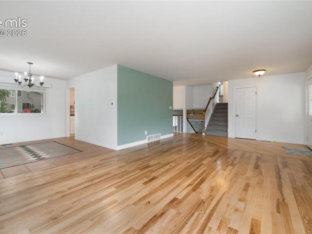 565 Wycliffe Drive
