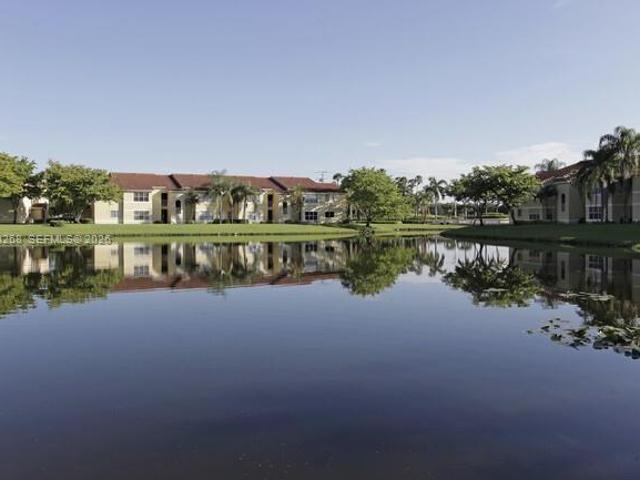 565 Vista Isles Dr, Unit 2024, Sunrise, FL 33325 | MLS #A11960