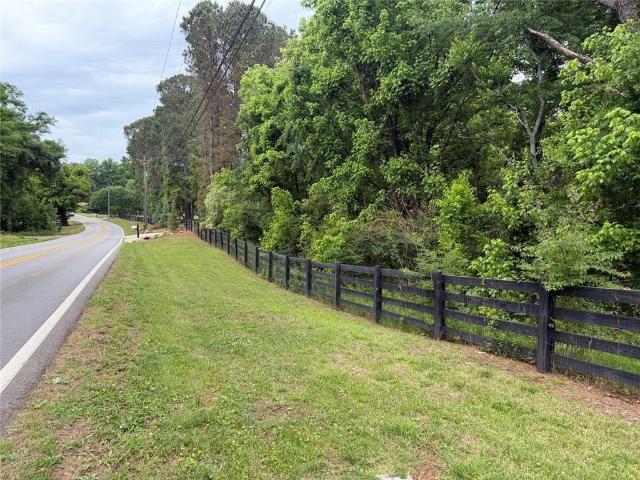565B Avery Road