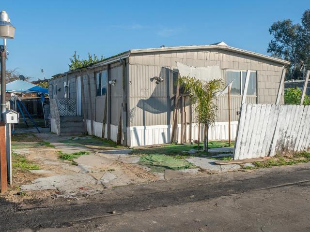 5665 S Chestnut Ave, Spc 3, Fresno, CA 93725 | Compass