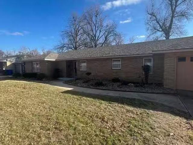 56664896 1404 Melrose Dr