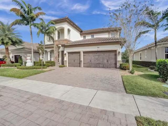 56669236 10111 Edgewater Ct