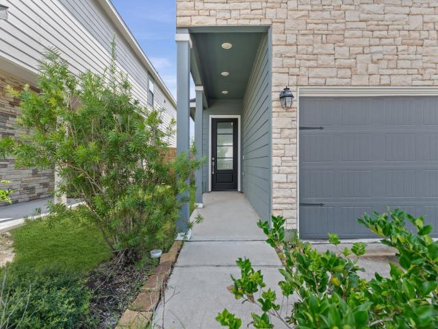 5667 Foggy Vine Court