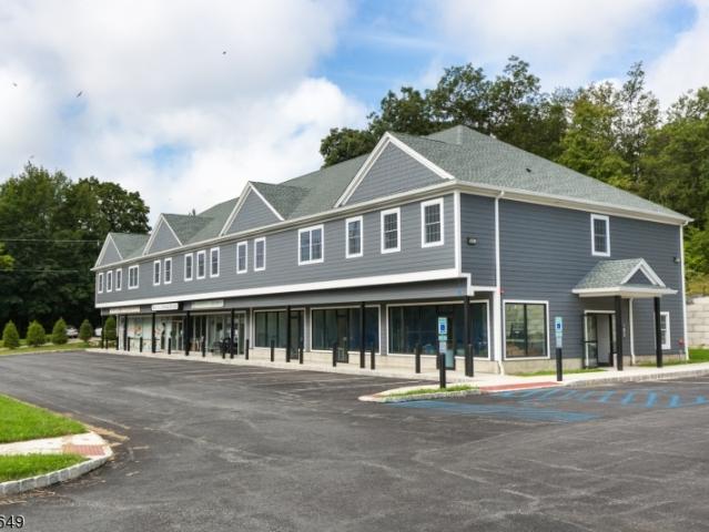 5669 Berkshire Valley Rd, 1 bed, 1 full bath
