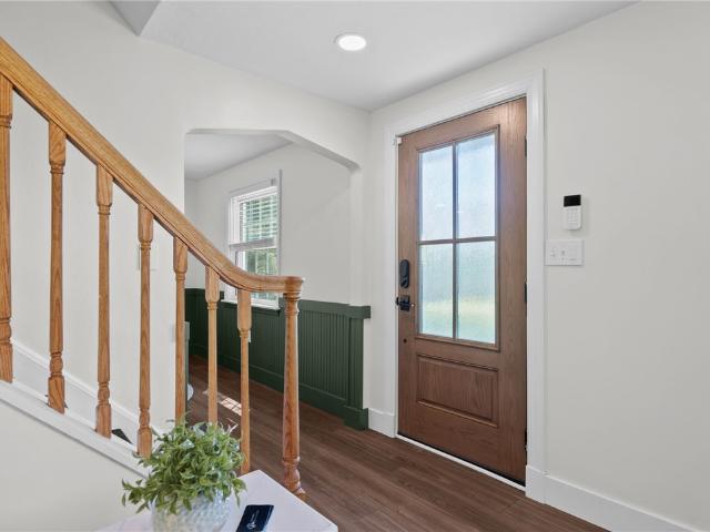 5669 Valleyview Dr