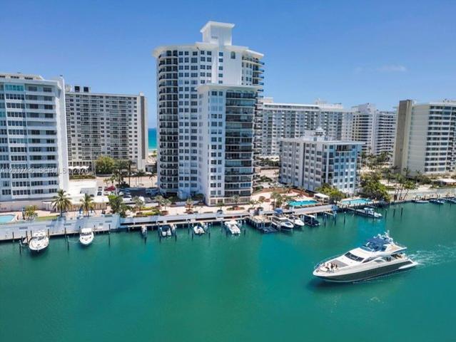 5660 Collins Ave Apt 4B, Miami Beach, FL 33140