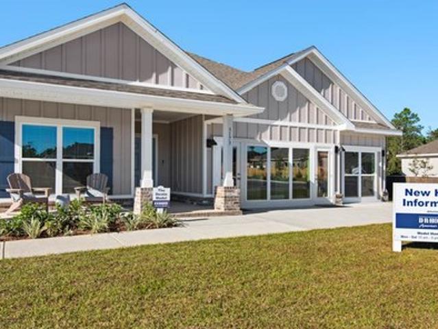 5660 Grit St, Milton, FL 32570