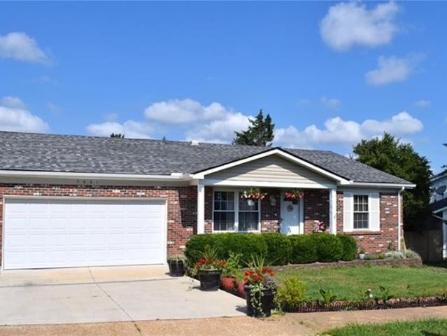 5661 Chalet Hill Dr, Saint Louis, MO 63129