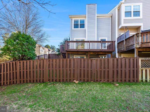 5661 Thorndyke Court