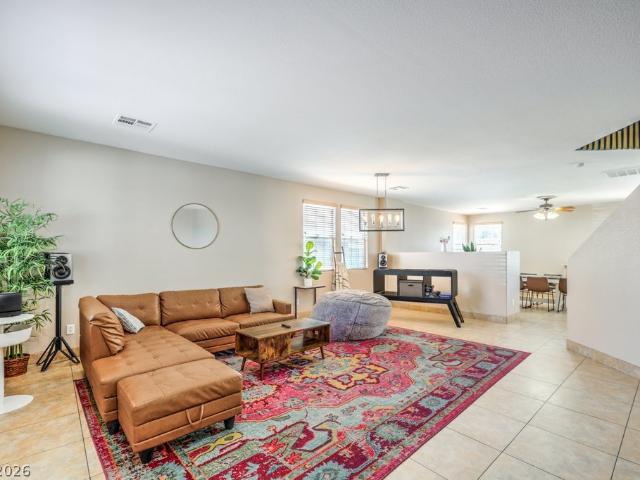 5663 Artesia Lake Court