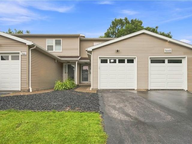 5663 Running Brook Rd, Farmington, NY 14425