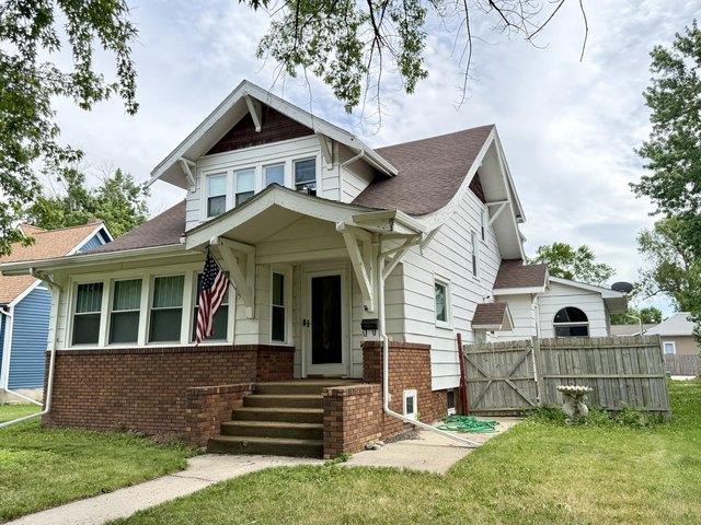 566 4th St SW, Huron, SD 57350