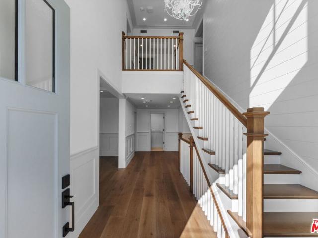 566 Ida Street
