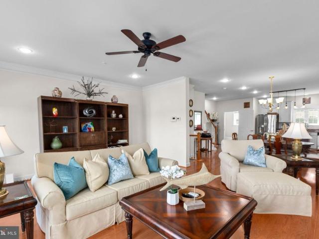 566 marina landing ln #9, woodbridge, us, va