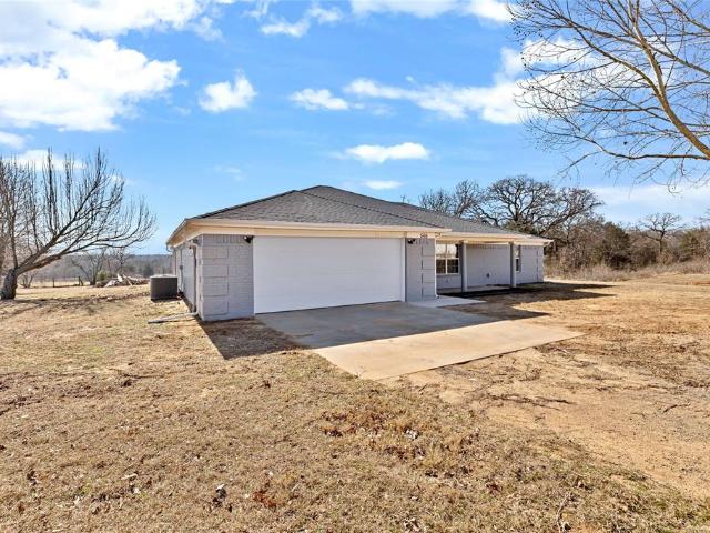 566 McCraw Ln, Denison, TX 75021 | MLS #21162 | Compass