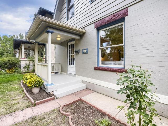 566 S Pennsylvania Street